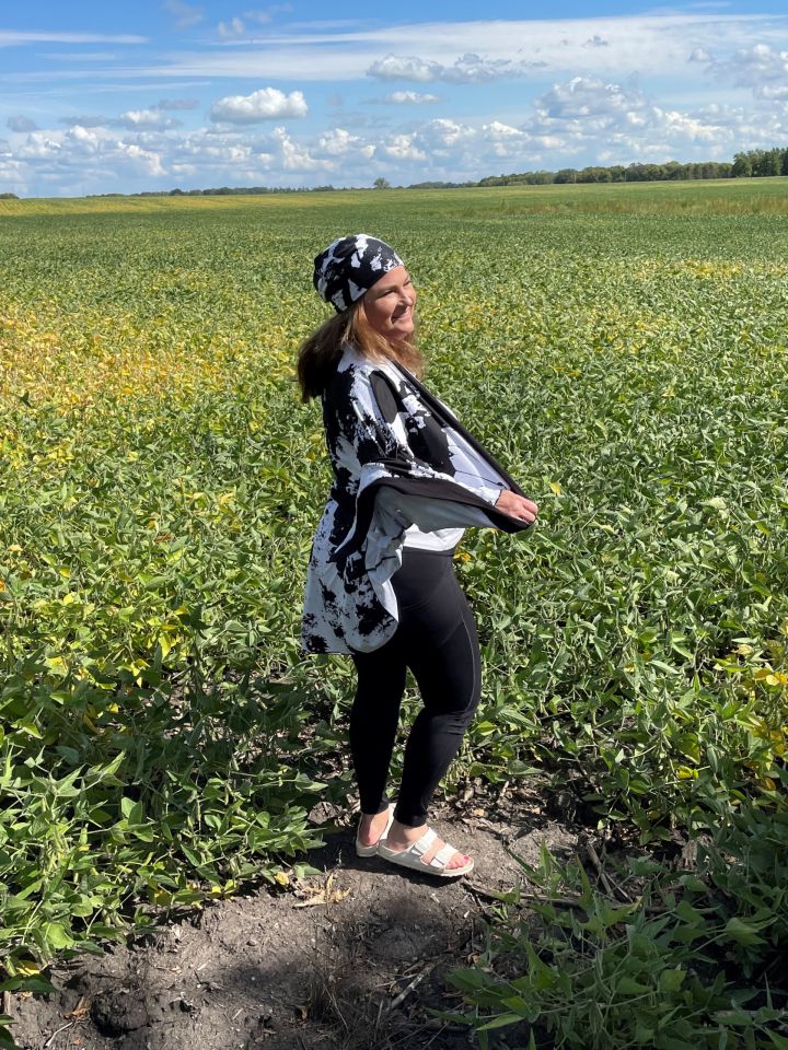 The Black & White Collection – Jennifer Rae Ochs